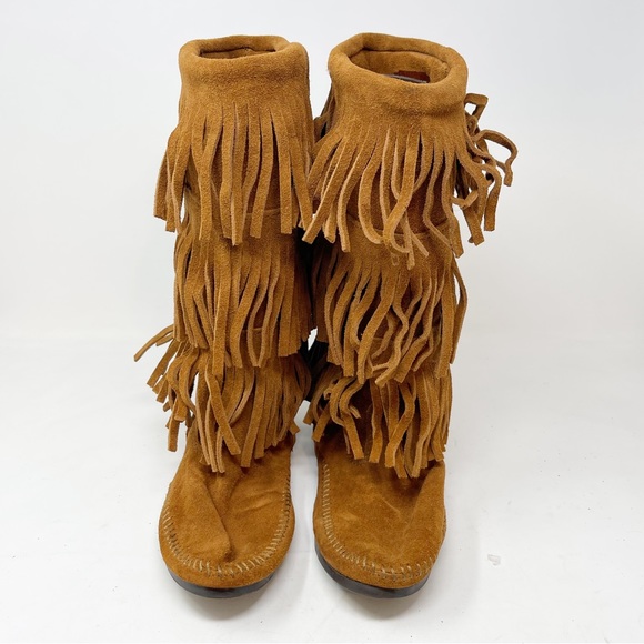Minnetonka | Shoes | Minnetonka Womens 3 Tier Fringe Moccasin Boots Mid ...